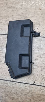 1645400782 Mercedes-Benz ML W164 Couvercle de boîte à fusibles, 8,91 ...