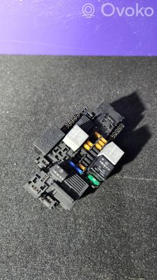 A2229063805 Mercedes-Benz GLC X253 C253 Module de fusibles, 20,00 € | OVOKO