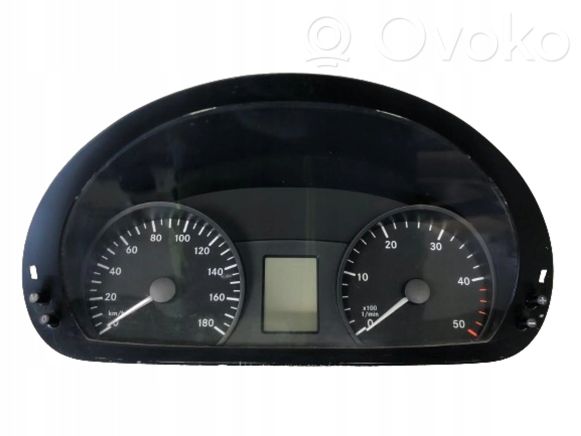 A9069000304 Mercedes-Benz Sprinter W906 Speedometer (instrument cluster ...