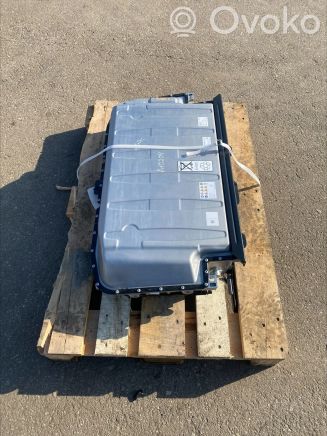 A2053403800 Mercedes-Benz C W205 Hybrid/electric vehicle battery, 2500. ...