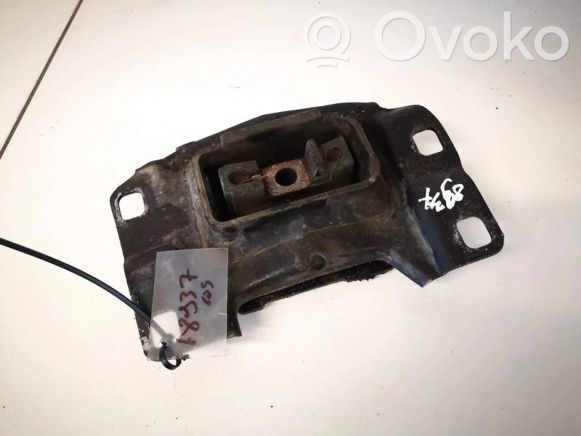 4N517M121 Volvo V50 Engine mount bracket, 9.90 € | RRR