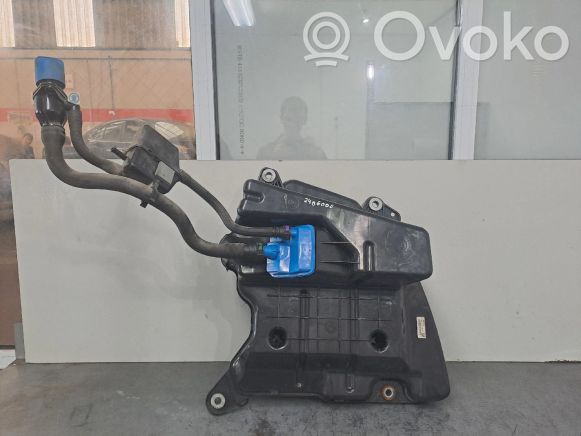 4067411AC Audi A4 S4 B9 AdBlue liquid reservoir, 1080.19 € | RRR