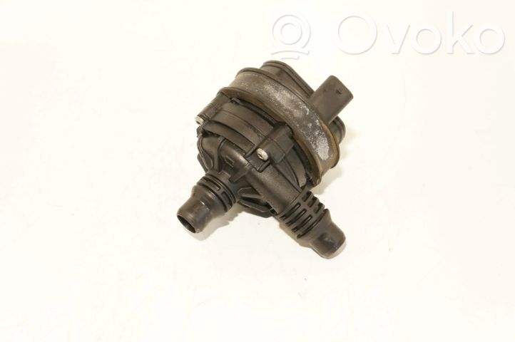 A0005003500 Renault Captur II Water pump, 95.83 € | RRR