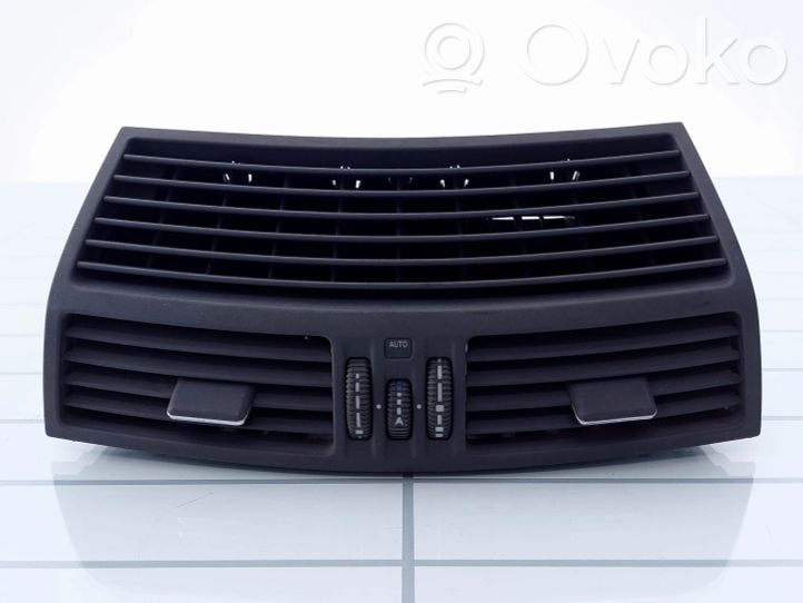 2208300554 Mercedes-Benz S W220 Dash center air vent grill, 19.99 € | RRR