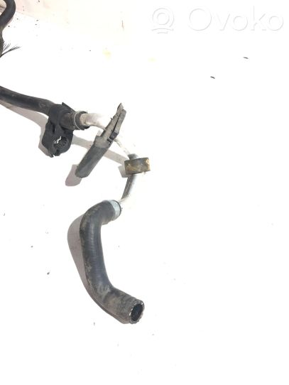 a1645060635 Mercedes-Benz ML W164 Engine coolant pipe/hose, 15.00 € | RRR