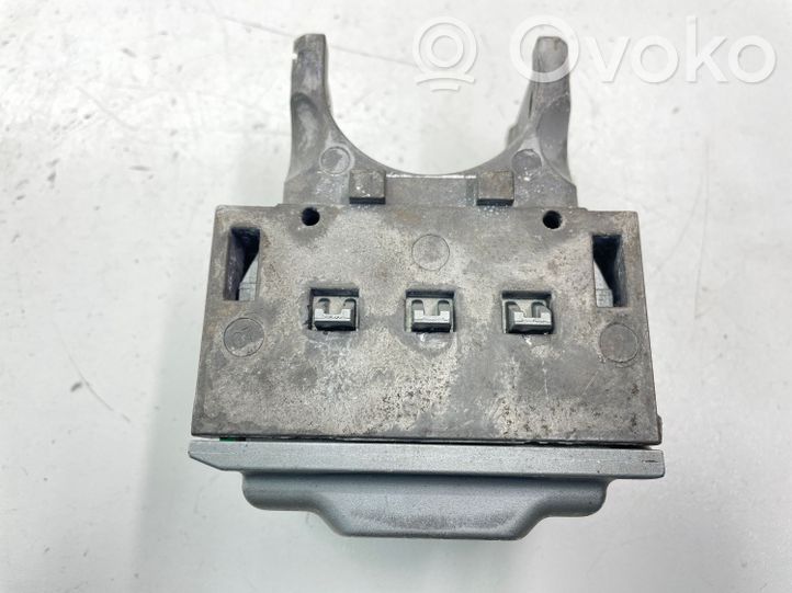 05026132AC Chrysler Voyager Steering wheel lock, 27.26 € | RRR