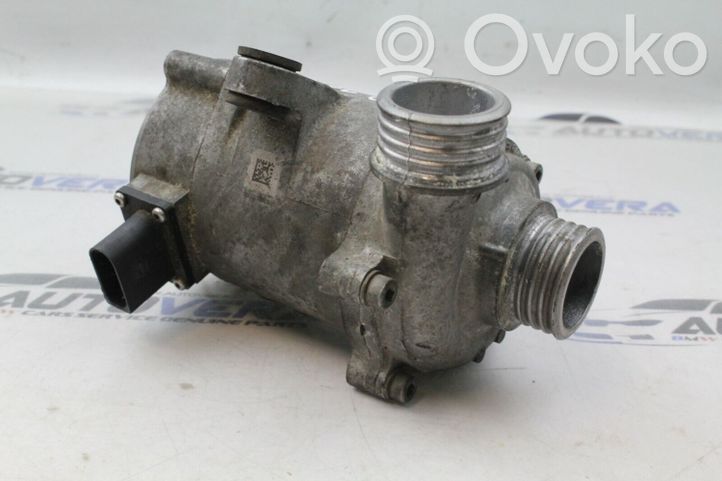 1151 7597715 BMW X3 F25 Pompe de circulation d'eau, 125.00 € | OVOKO