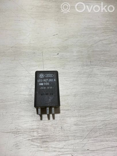 4E0907282A Audi A6 S6 C6 4F Žvakių pakaitinimo rėlė, 10.00 € | RRR