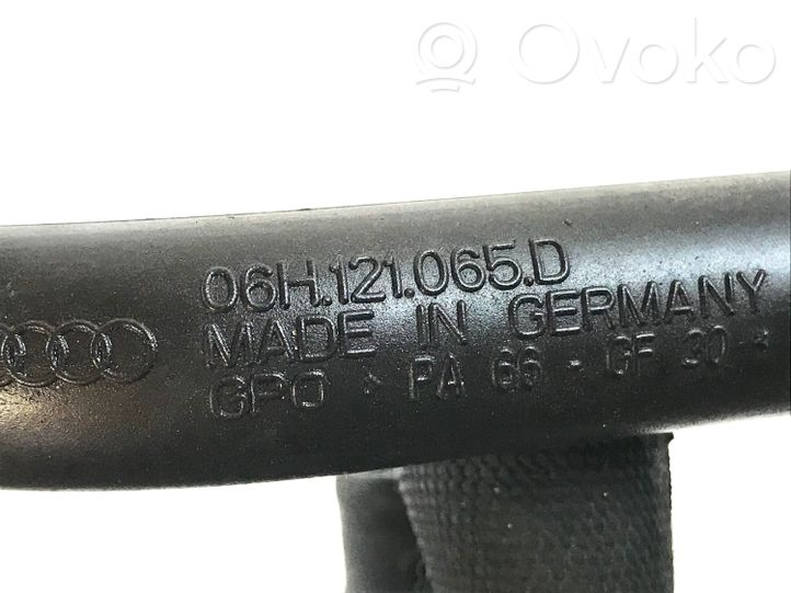 06H121065D Audi A4 S4 B8 8K Tuyau de liquide de refroidissement moteur ...