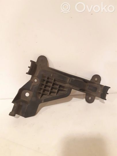 4A0807483 Audi 100 S4 C4 Rear bumper mounting bracket, 5.00 € | RRR
