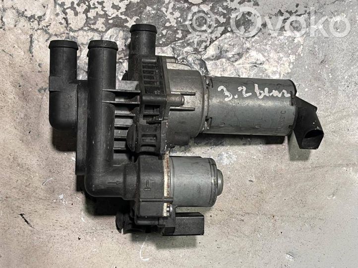 2208300084 Mercedes-Benz S W220 Electric auxiliary coolant/water pump ...