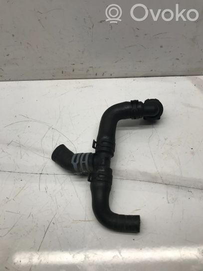 1K0122291J Audi A5 8T 8F Moottorin vesijäähdytyksen putki/letku, 10.42 ...