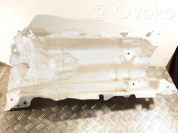 32260445 Volvo XC40 Bouclier thermique d'échappement, 22.00 € | OVOKO
