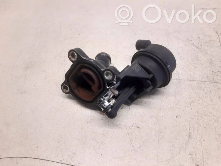 059121737 Audi A8 S8 D4 4H Coolant heater control valve, 20.00 € | RRR