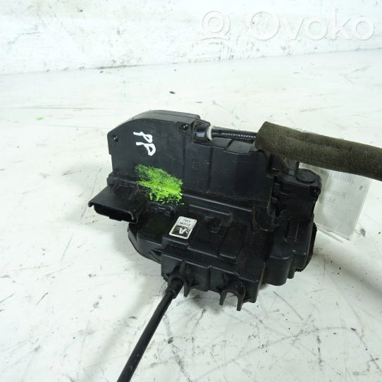 Renault Koleos I Front door lock, 30.13 € | RRR