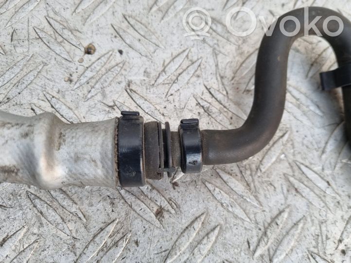 Renault Scenic III - Grand scenic III Moottorin vesijäähdytyksen putki ...