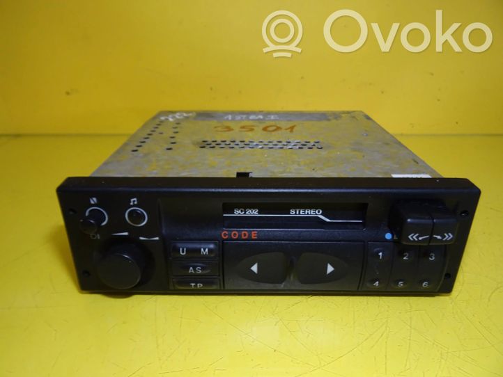 90381123 Opel Astra F Radio/CD/DVD/GPS head unit, 23.53 € | RRR