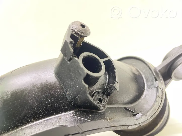 8K0129955A Audi A4 S4 B8 8K Réservoir d'air sous vide, 30.00 € | OVOKO