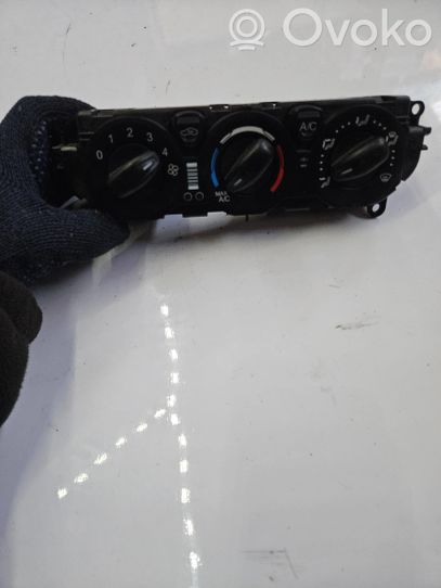 GK2T19980 Ford Transit Custom Climate control unit, 45.00 € | RRR