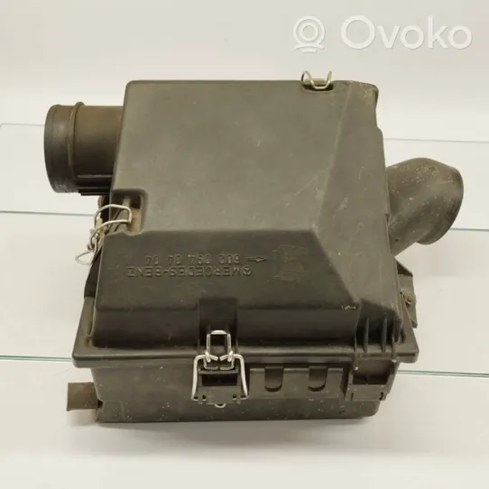 6050900001 Mercedes-Benz E W124 Boîtier de filtre à air, 50.00 € | OVOKO