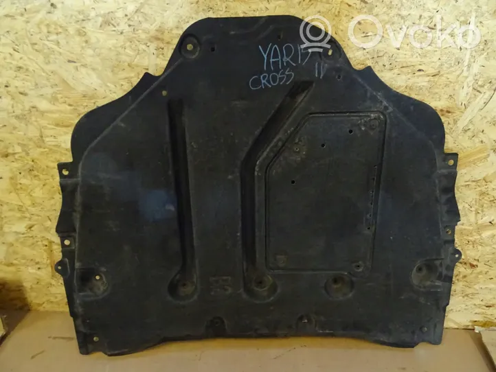 514510D040 Toyota Yaris Cross Engine splash shield/under tray, 147.38 ...