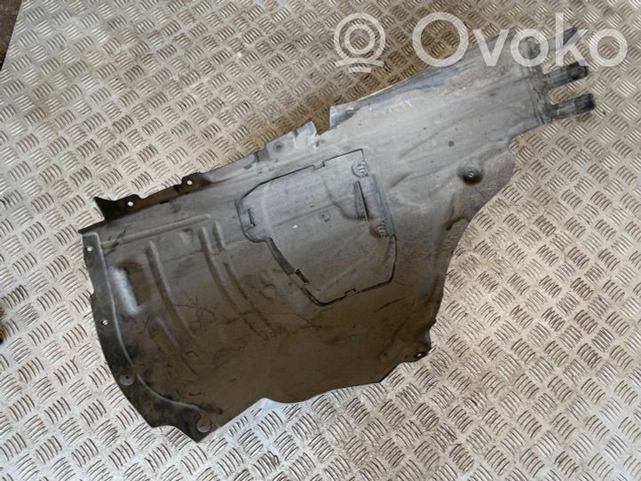 A2056903101 Mercedes-Benz C W205 Pare-boue passage de roue avant, 60.00 ...