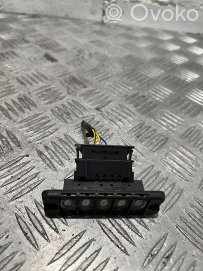 A6398200011 Mercedes-Benz Vito Viano W447 Contacteur de porte ...