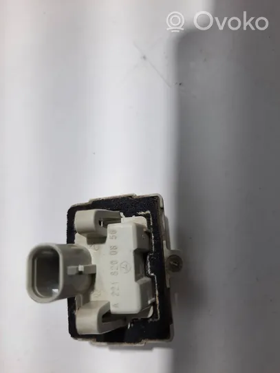 A2218200856 Mercedes-Benz C AMG W204 Number plate light, 14.00 € | RRR