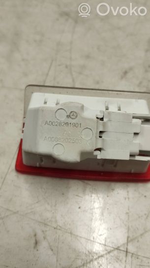 A0028201901 Mercedes-Benz GLE (W166 - C292) Luce interna per portiera ...