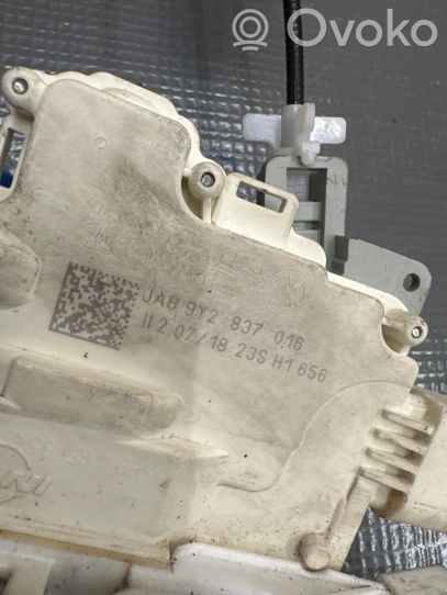 9Y2837016 Porsche Cayenne (9Y0 9Y3) Front door lock, 200.00 € | RRR