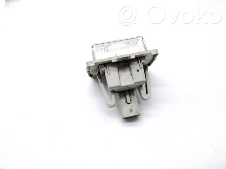 A2218200856 Mercedes-Benz E W212 Number plate light, 10.00 € | RRR