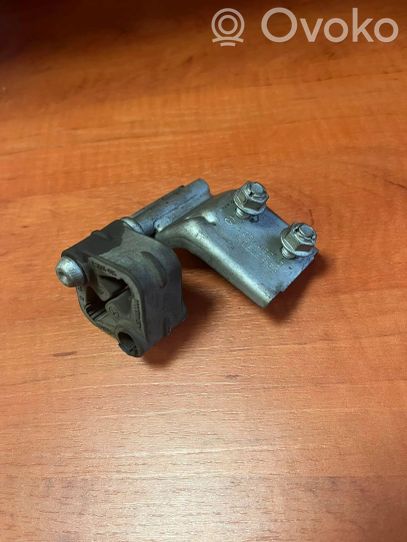 A2314921041 Mercedes-Benz GLC X253 C253 Support / crochet de silencieux ...
