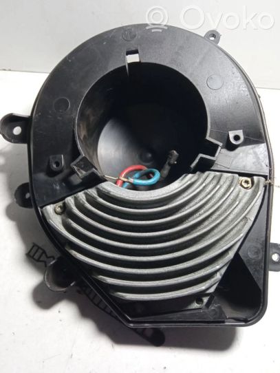 8D1820021 Volkswagen PASSAT B5 Heater fan/blower, 20.00 € | RRR