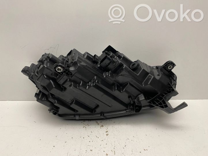 5E4941015 Skoda Octavia Mk4 Phare frontale, 323.16 € | OVOKO