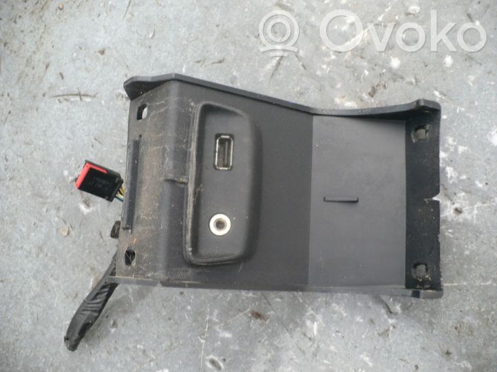 Ford Ranger Connecteur/prise USB, 25.88 € | OVOKO