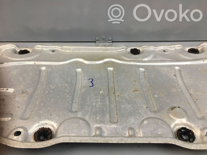 5Q0825701C Volkswagen Golf VII Heat shield in engine bay, 76.41 € | RRR