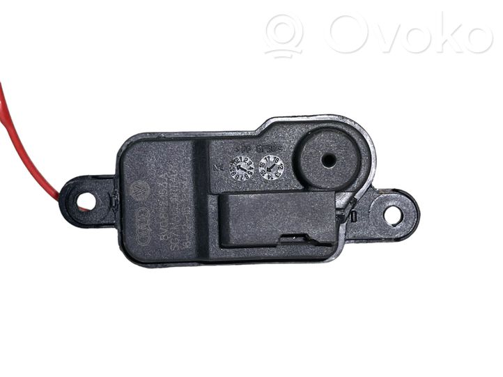 8V0862153A Audi A4 S4 B9 Fuel tank cap lock motor, 29.90 € | RRR