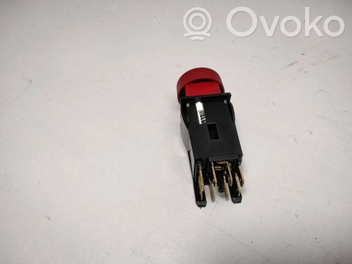 Peugeot Partner Hazard light switch, 5.50 € | RRR