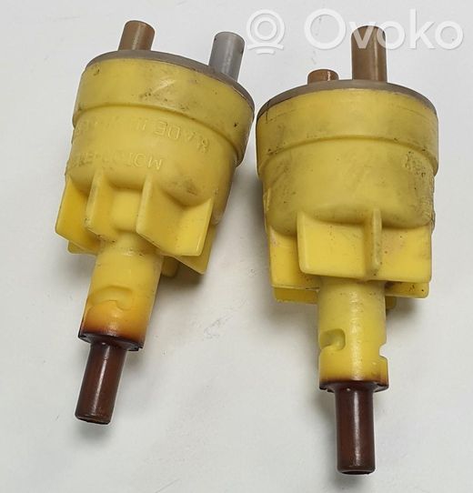 1268000078 Mercedes-Benz E W124 Fuel pressure sensor, 14.54 € | RRR