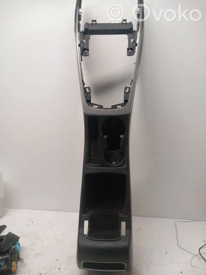 1K0864981 Audi A4 S4 B8 8K Center console, 15.00 € | RRR