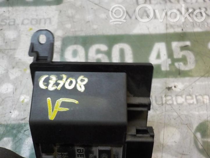 Mercedes-Benz Vito Viano W639 Heater blower motor/fan resistor, 30.43 ...