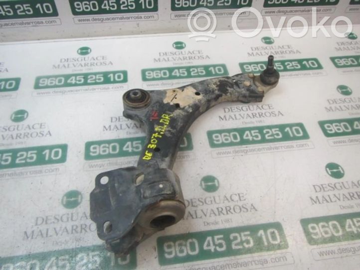 LR007205 Land Rover Freelander 2 - LR2 Front control arm, 43.66 € | RRR