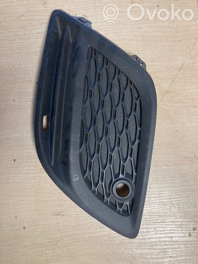 31290661 Volvo XC60 Grille inférieure de pare-chocs avant, 25.00 € | OVOKO