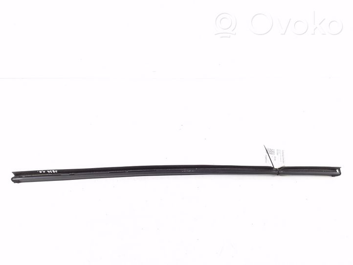 83241-3W000 KIA Sportage Baguette moulure de porte arrière, 13.00 € | OVOKO