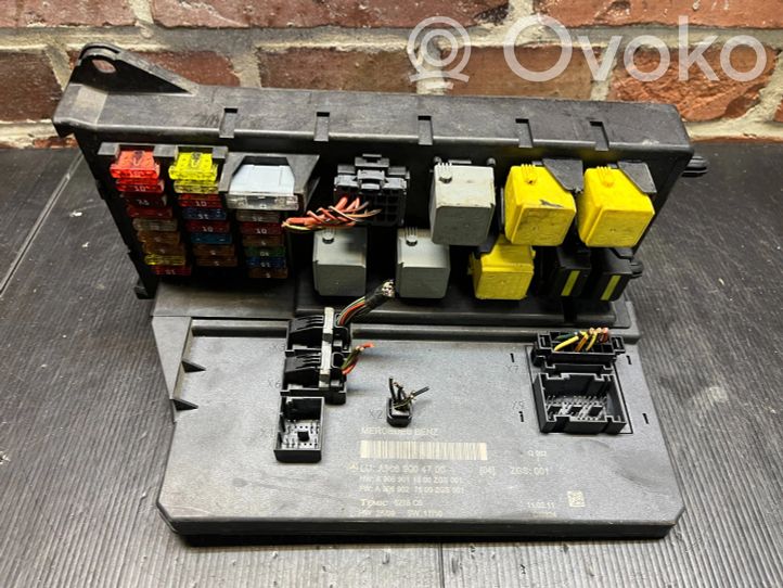 A9069004700 Mercedes-Benz Sprinter W906 Module de contrôle carrosserie ...