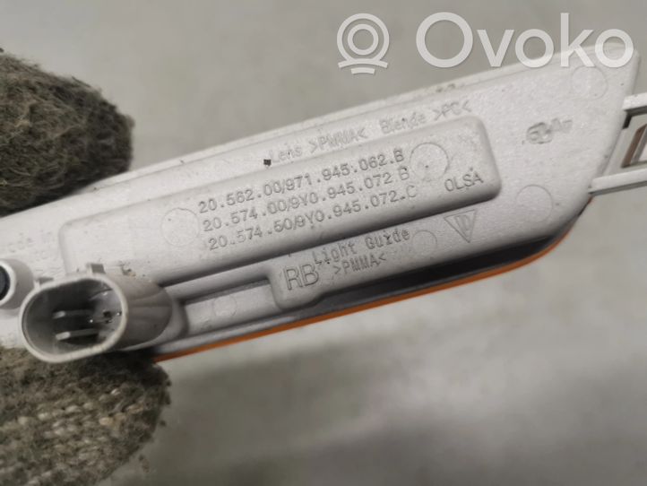 971945062B Porsche Panamera (971) Front reflector, 25.00 € | RRR