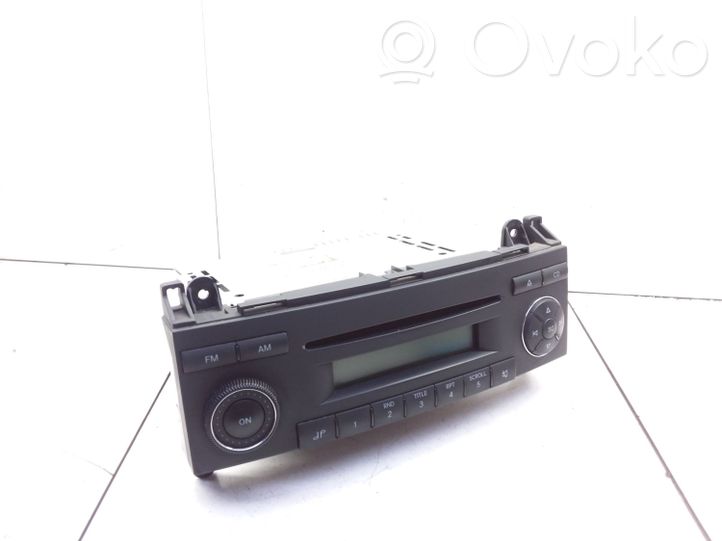 Mercedes-Benz Sprinter W906 Radio/CD/DVD/GPS head unit, 20.00 € | RRR
