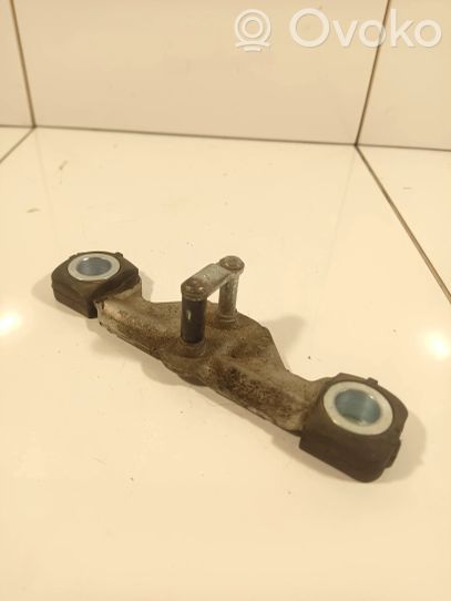 8P4827507A Audi A6 S6 C6 4F Tailgate lock loop/hook striker, 8.00 € | RRR