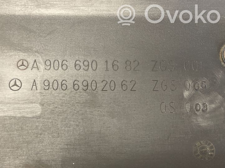 A9066901682 Mercedes-Benz Sprinter W901 W902 W903 W904 Autres pièces ...