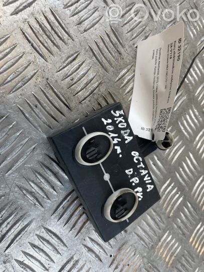 5Q4959593B Skoda Octavia Mk3 (5E) Unité de commande module de porte, 45 ...